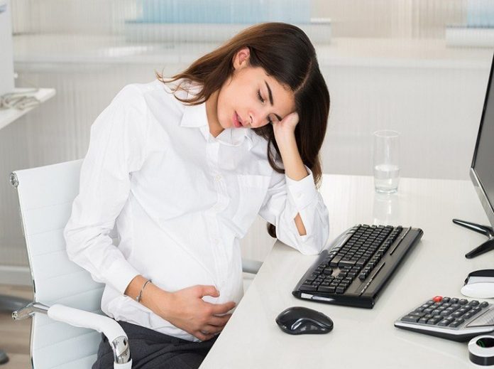 Is Nausea A Sign Of Labor? How to Tell If It Really Is - ShrewdMommy